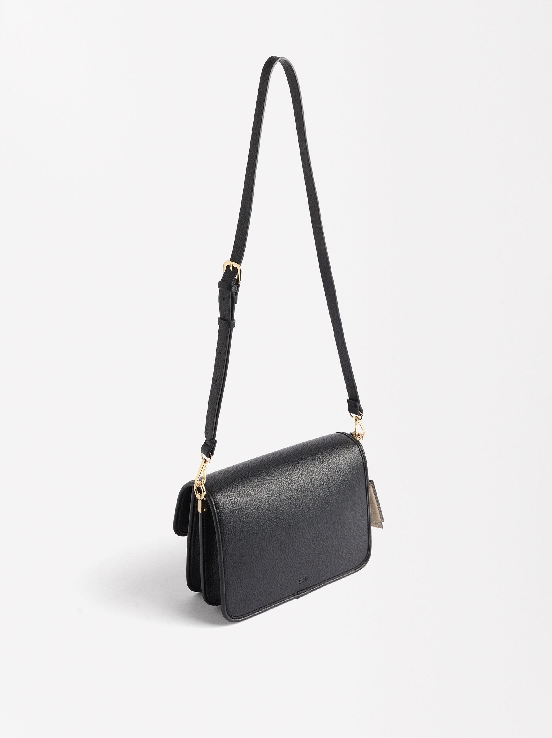 Mala Tiracolo Com Fecho De Aba Preto | Parfois