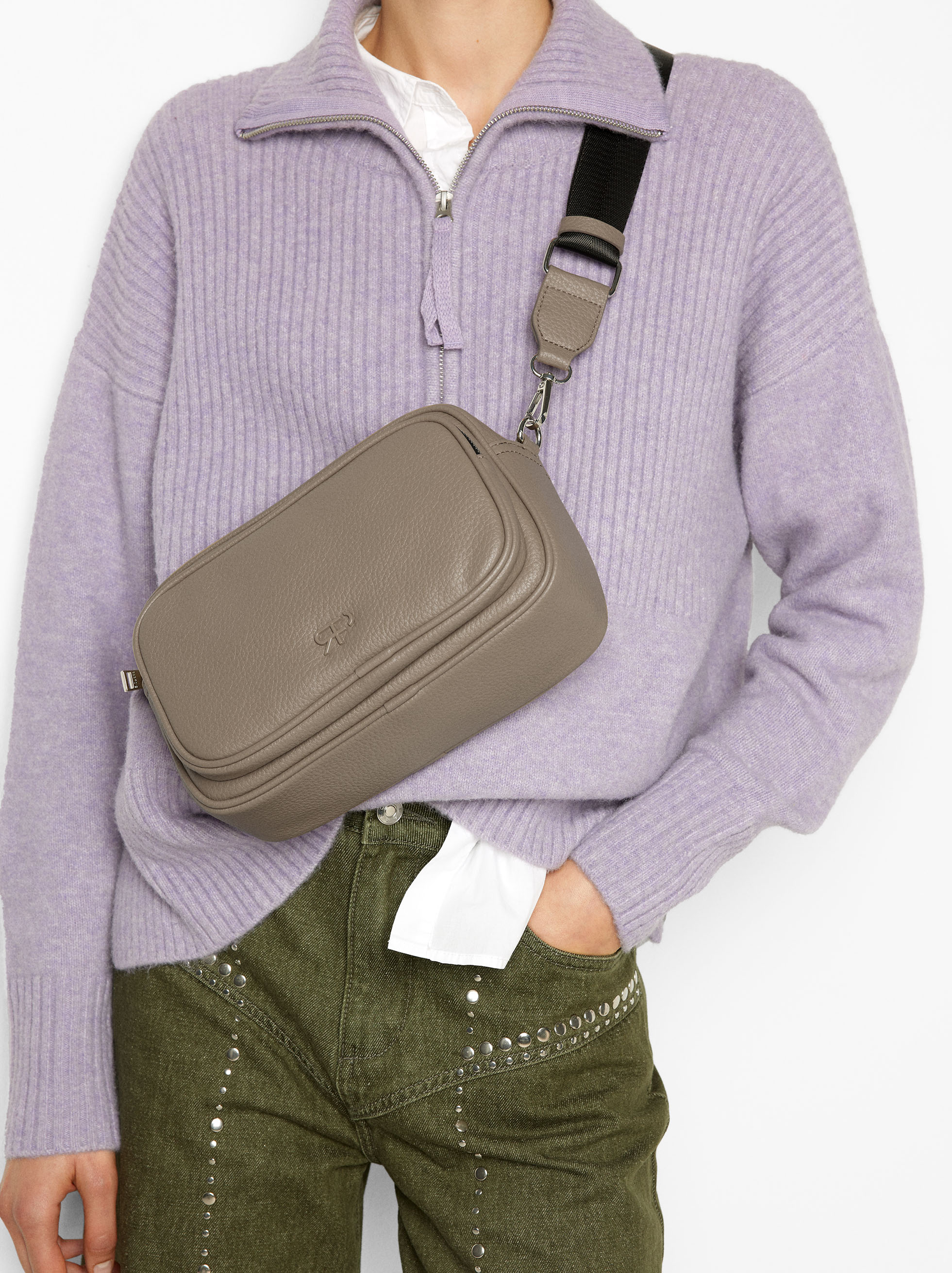 Everyday Crossbody Bag Ecru | Parfois