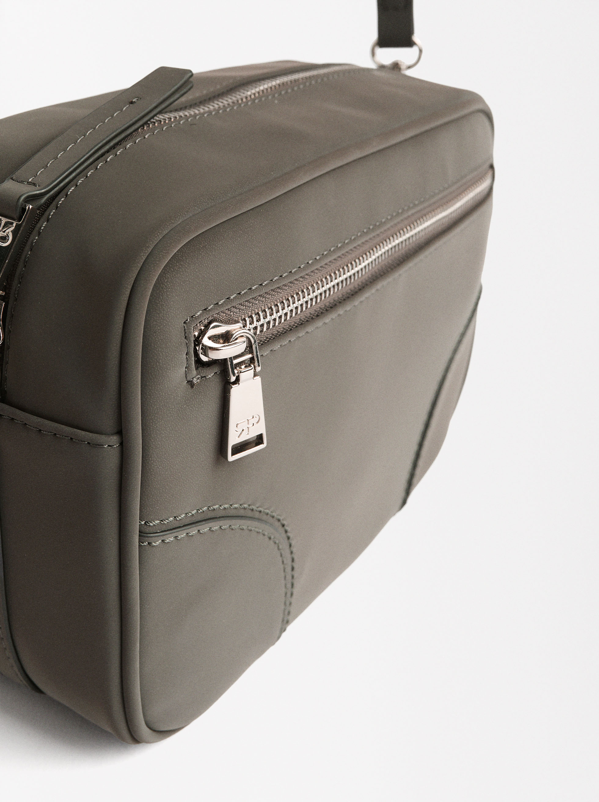 Everyday crossbody bag Black | Parfois