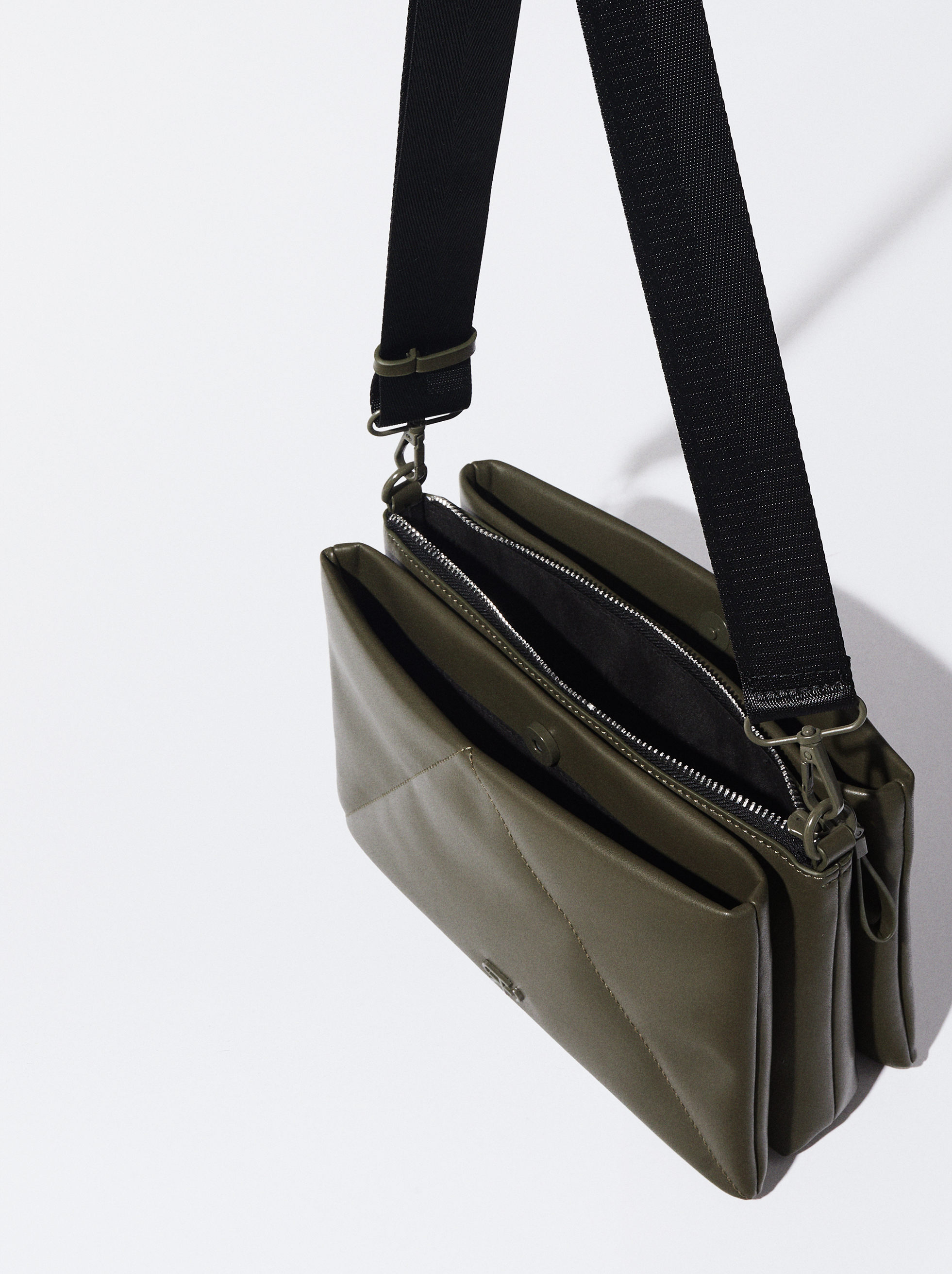 Mala Tiracolo Acolchoada Preto | Parfois